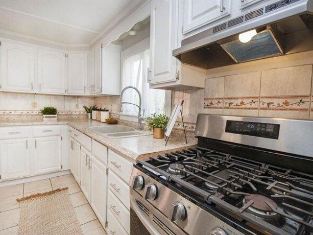 house with 3 bedroom, Concord NH DS103070046