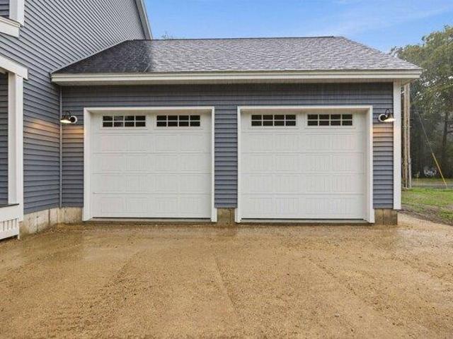 house with 3 bedroom, Concord NH ES104512242
