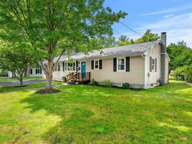 house with 3 bedroom, Concord NH ES104571459