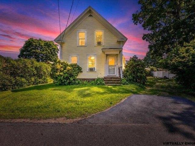 house with 3 bedroom, Concord NH ES105094386