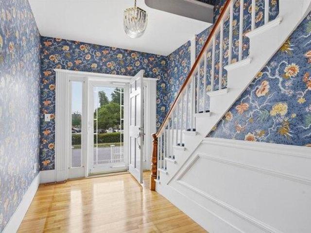 house with 3 bedroom, Concord NH ES105205751