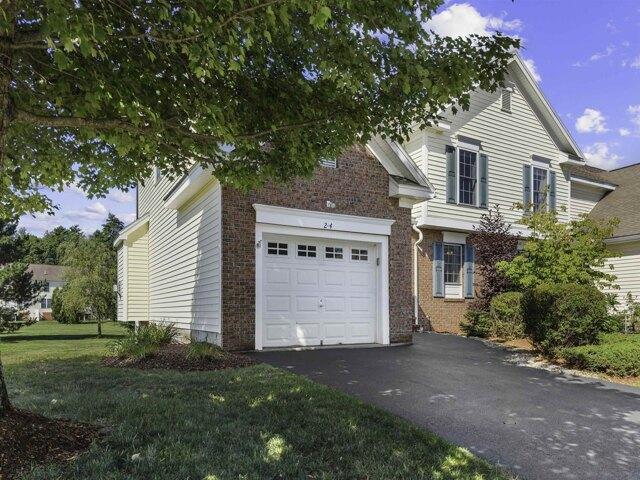 house with 3 bedroom, Concord NH ES105229683