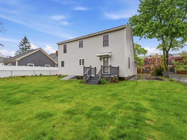 house with 3 bedroom, Concord NH ES103020065