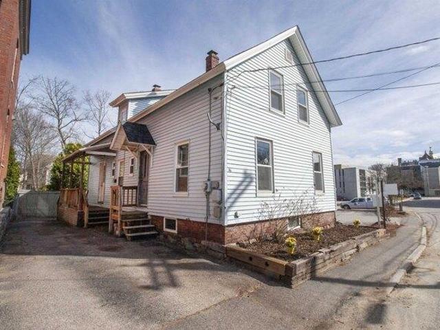 house with 3 bedroom, Concord NH ES103070046