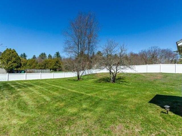 house with 3 bedroom, Concord NH ES103099957