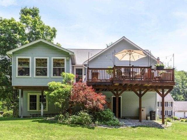 house with 3 bedroom, Concord NH ES103622142