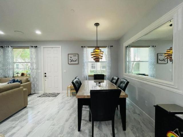 house with 3 bedroom, Cooper City FL FL DS102397725