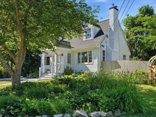 house with 3 bedroom, Cohasset MA DS104262218