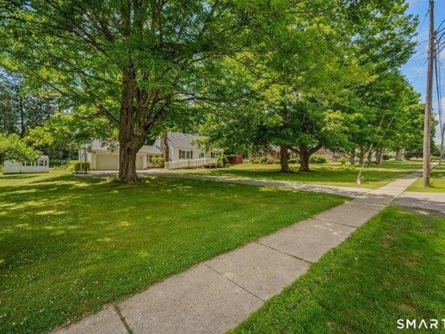 house with 3 bedroom, Colchester CT DS104193101