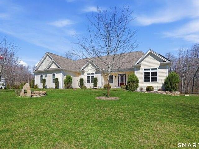 house with 3 bedroom, Colchester CT DS103125905