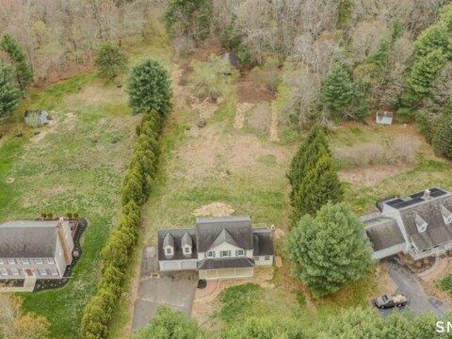 house with 3 bedroom, Colchester CT DS103187647
