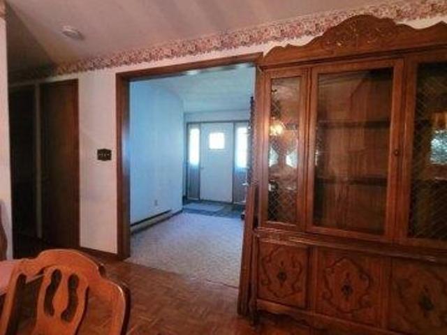 house with 3 bedroom, Colchester CT ES104376840