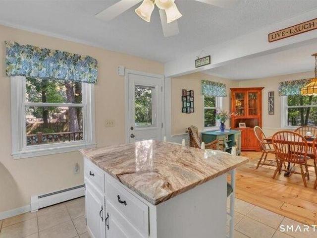 house with 3 bedroom, Colchester CT ES105143485