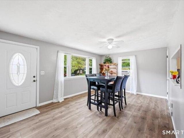 house with 3 bedroom, Colchester CT ES105143615