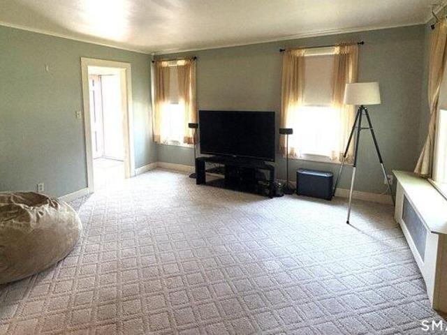 house with 3 bedroom, Colchester CT ES105156262