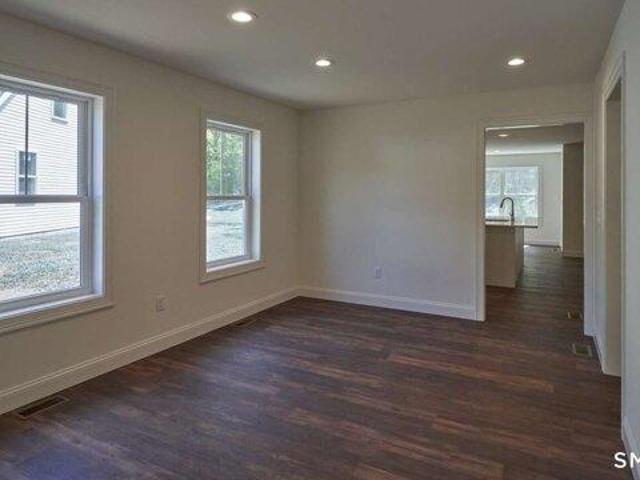 house with 3 bedroom, Colchester CT ES105160800