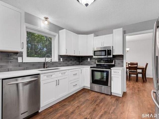 house with 3 bedroom, Colchester CT ES105161052