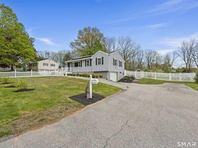house with 3 bedroom, Colchester CT ES103665082