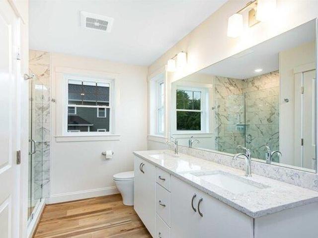 house with 3 bedroom, Colchester VT DLS102063980