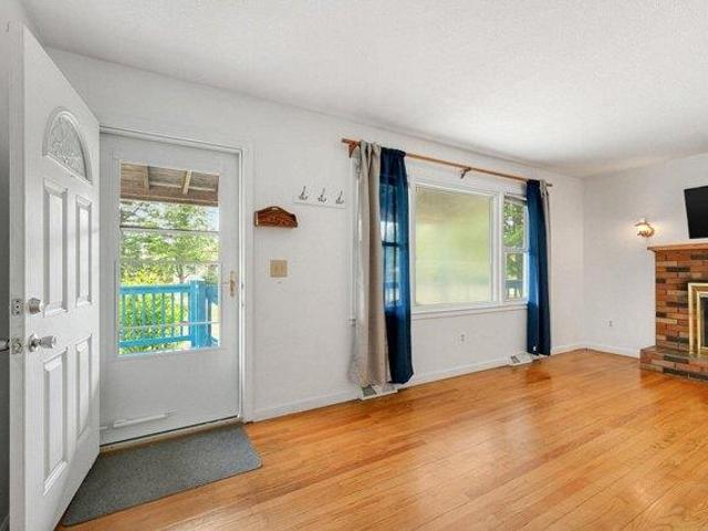 house with 3 bedroom, Colchester VT ES104514359