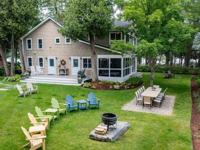 house with 3 bedroom, Colchester VT ES104515099