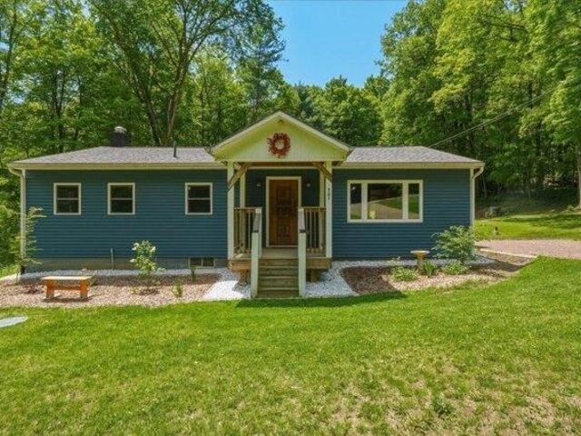 house with 3 bedroom, Colchester VT ES103968658