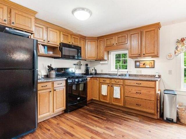 house with 3 bedroom, Colchester VT ES103970422