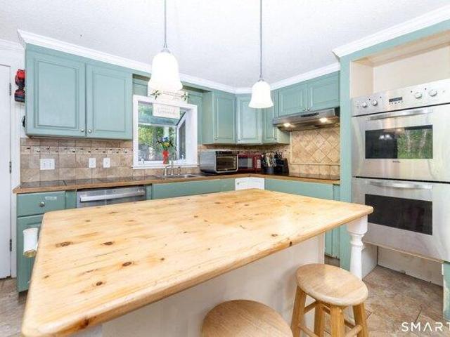house with 3 bedroom, Colebrook CT DLS103101999