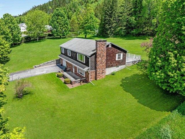 house with 3 bedroom, Colebrook NH DLS102824601