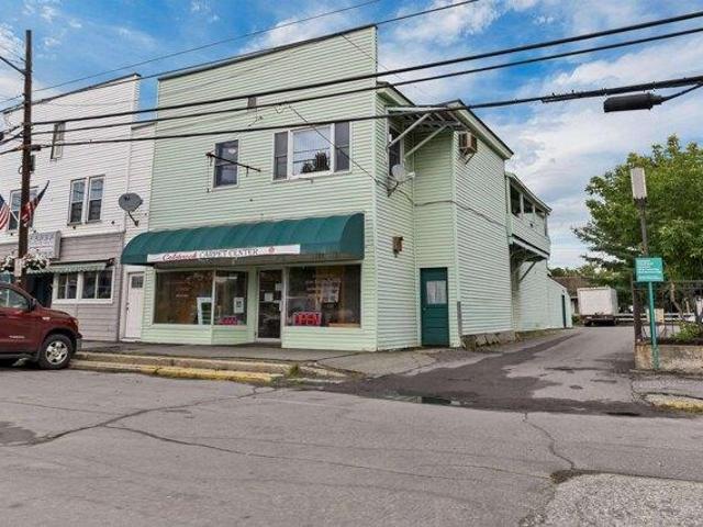 house with 3 bedroom, Colebrook NH ES103250341