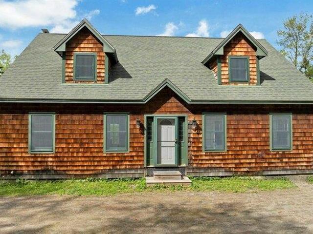 house with 3 bedroom, Colebrook NH ES104571453