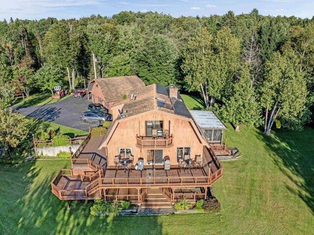 house with 3 bedroom, Colebrook NH ES104920548