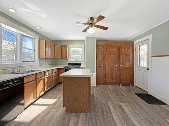 house with 3 bedroom, Colebrook NH ES105159150