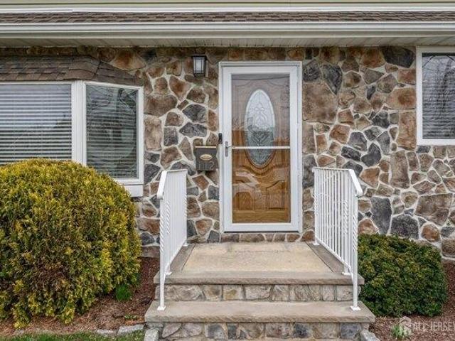 house with 3 bedroom, Colonia NJ DS102477270