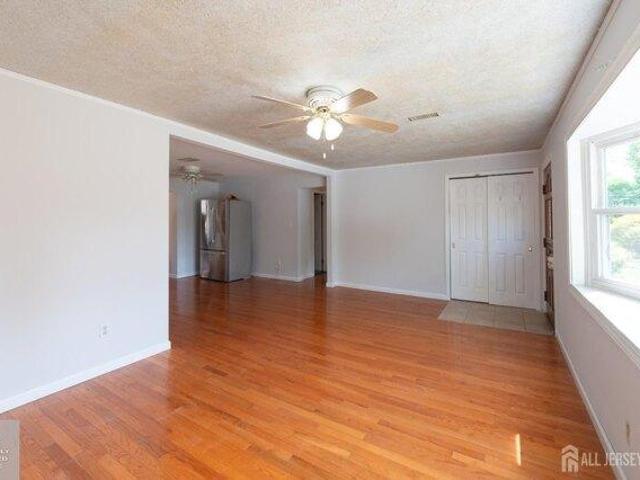 house with 3 bedroom, Colonia NJ ES104191421