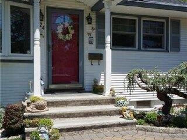 house with 3 bedroom, Colonia NJ ES104295639