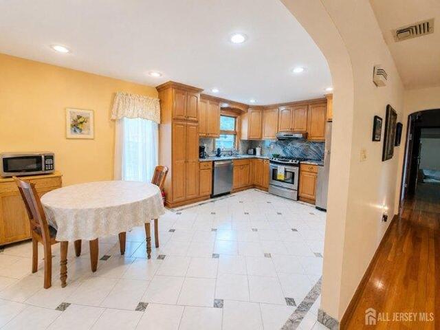 house with 3 bedroom, Colonia NJ ES105122643