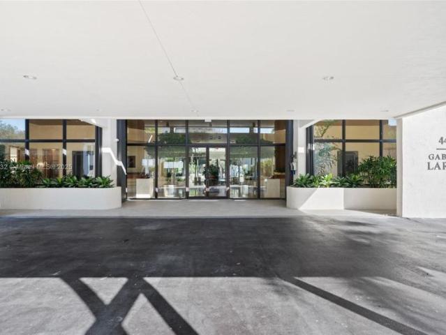 house with 3 bedroom, Coral Gables FL FL DS102396291