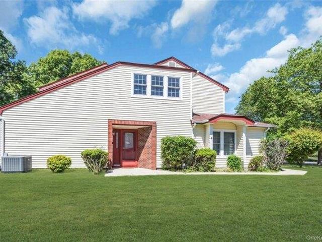 house with 3 bedroom, Coram NY DS103601626