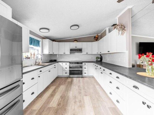 house with 3 bedroom, Corinna ME ES104920367
