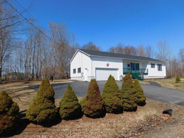 house with 3 bedroom, Corinth ME DLS102027927