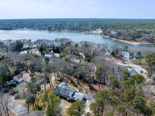 house with 3 bedroom, Cotuit MA DS102592238