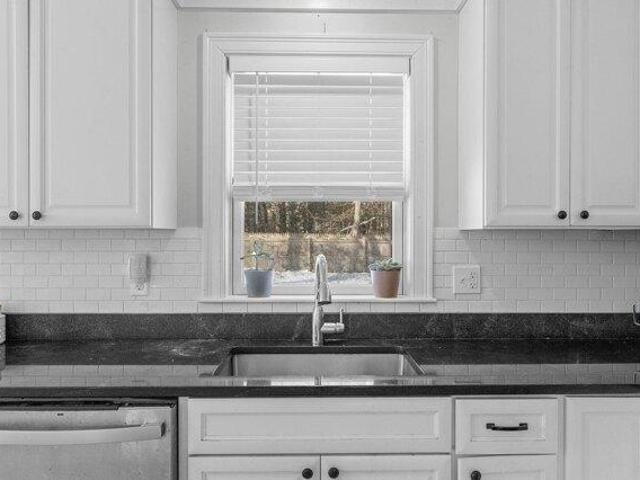 house with 3 bedroom, Cotuit MA DS102028281