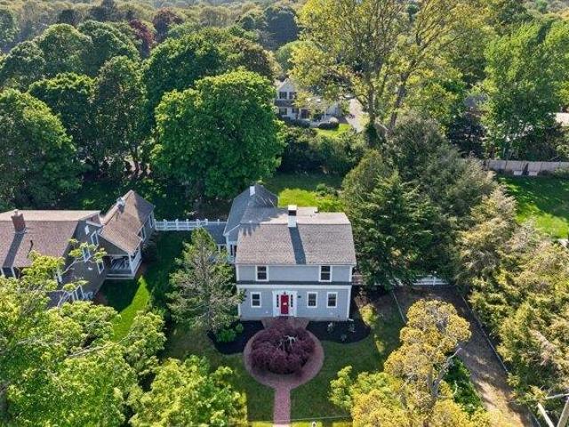 house with 3 bedroom, Cotuit MA DS104234417