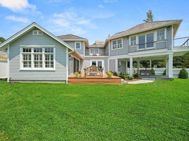 house with 3 bedroom, Cotuit MA ES105093298