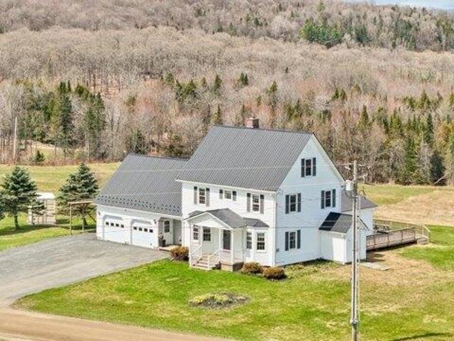 house with 3 bedroom, Coventry VT DS102279235