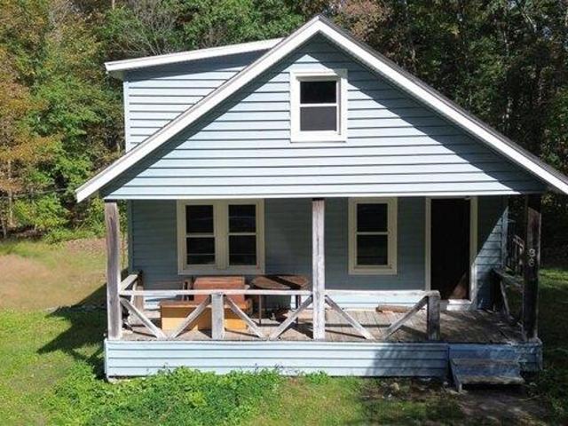 house with 3 bedroom, Coventry CT DLS102254427