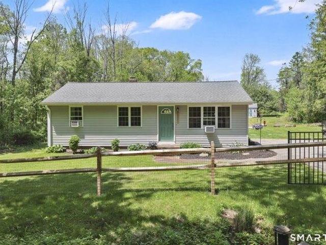 house with 3 bedroom, Coventry CT DS102560437
