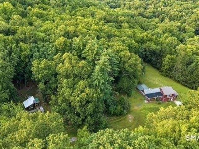 house with 3 bedroom, Coventry CT ES105105339