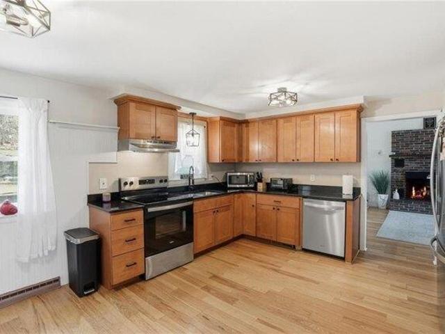 house with 3 bedroom, Coventry RI DLS102443587